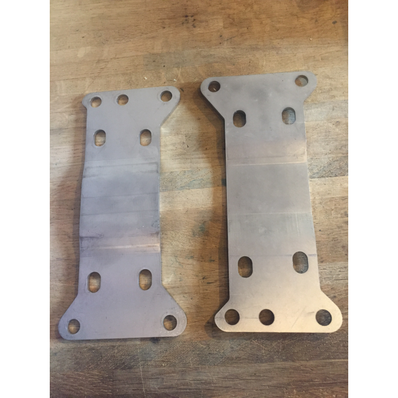 OFFSET TRANSM. MOUNT PLATE